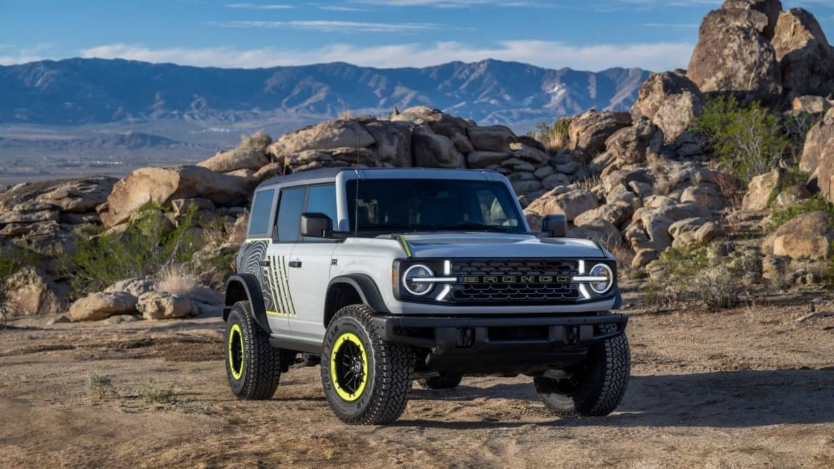 Fans Want Ford to Move Up the 2027 Ford Bronco RTR But It's Still ...
