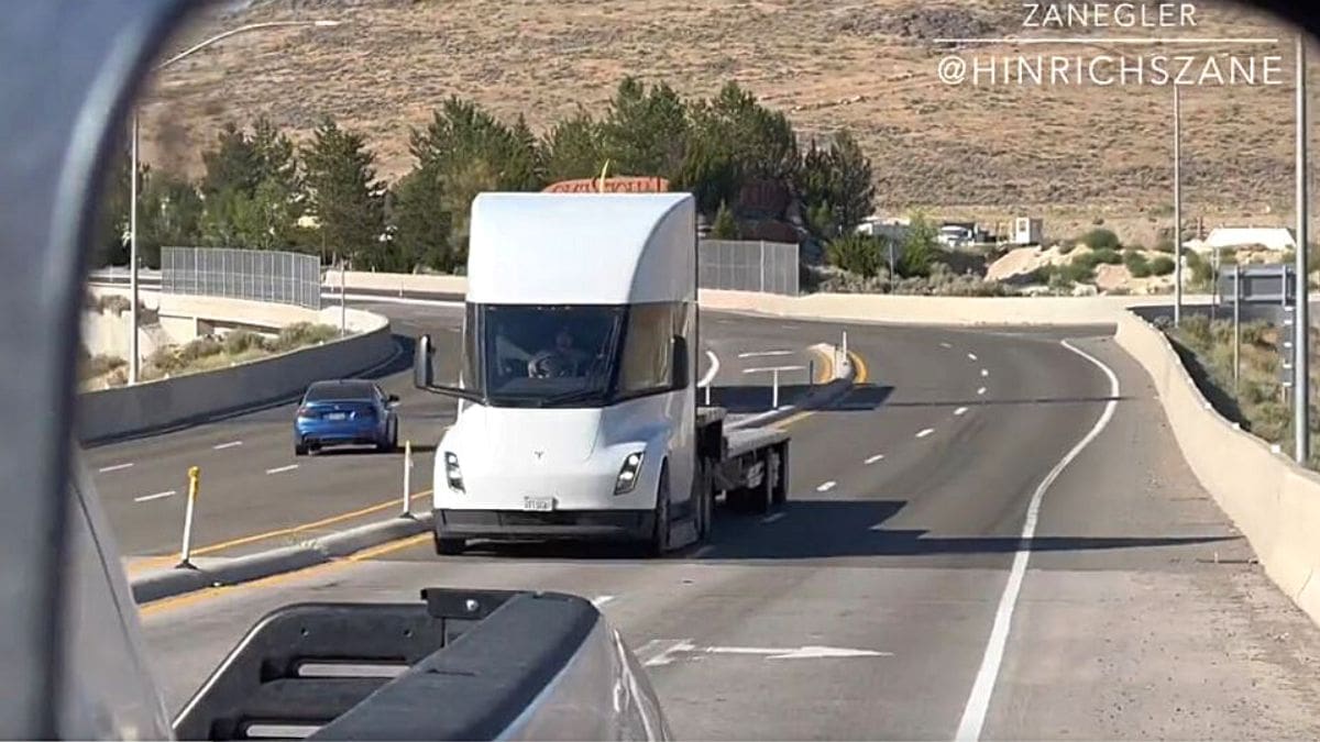 Tesla Semi's Public Perception and Unique "Plastic" Design | Torque News