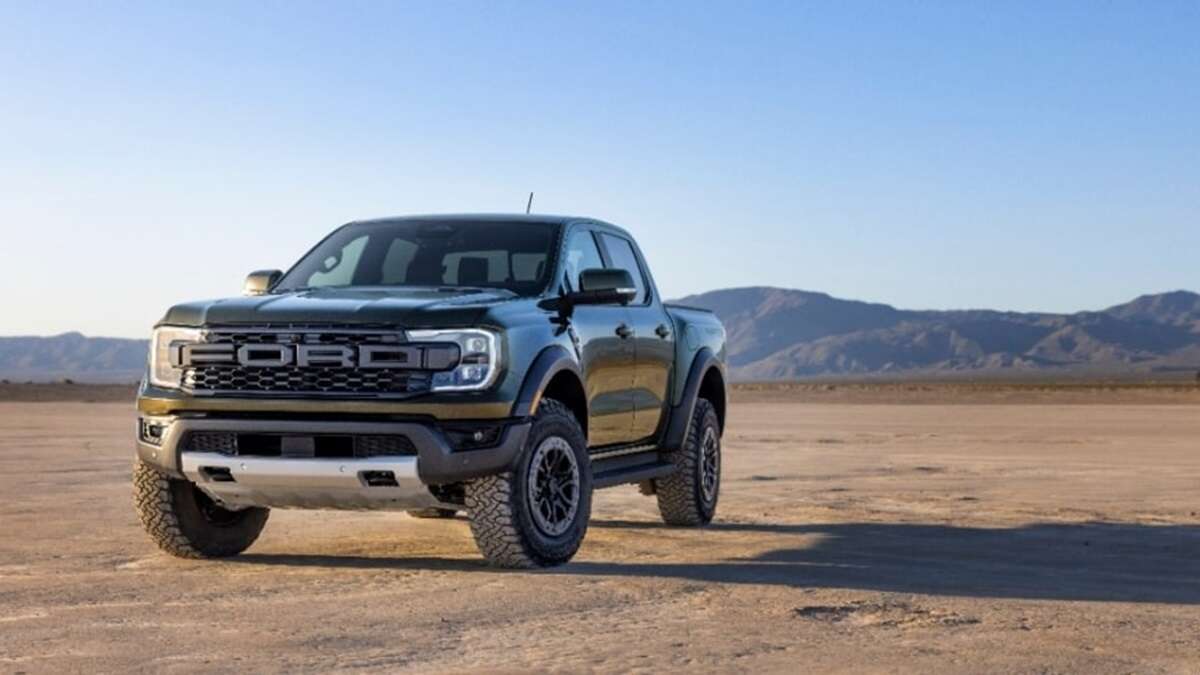 Ford Ranger Raptor Assault School Trains Owners Of New Ranger Raptors ...