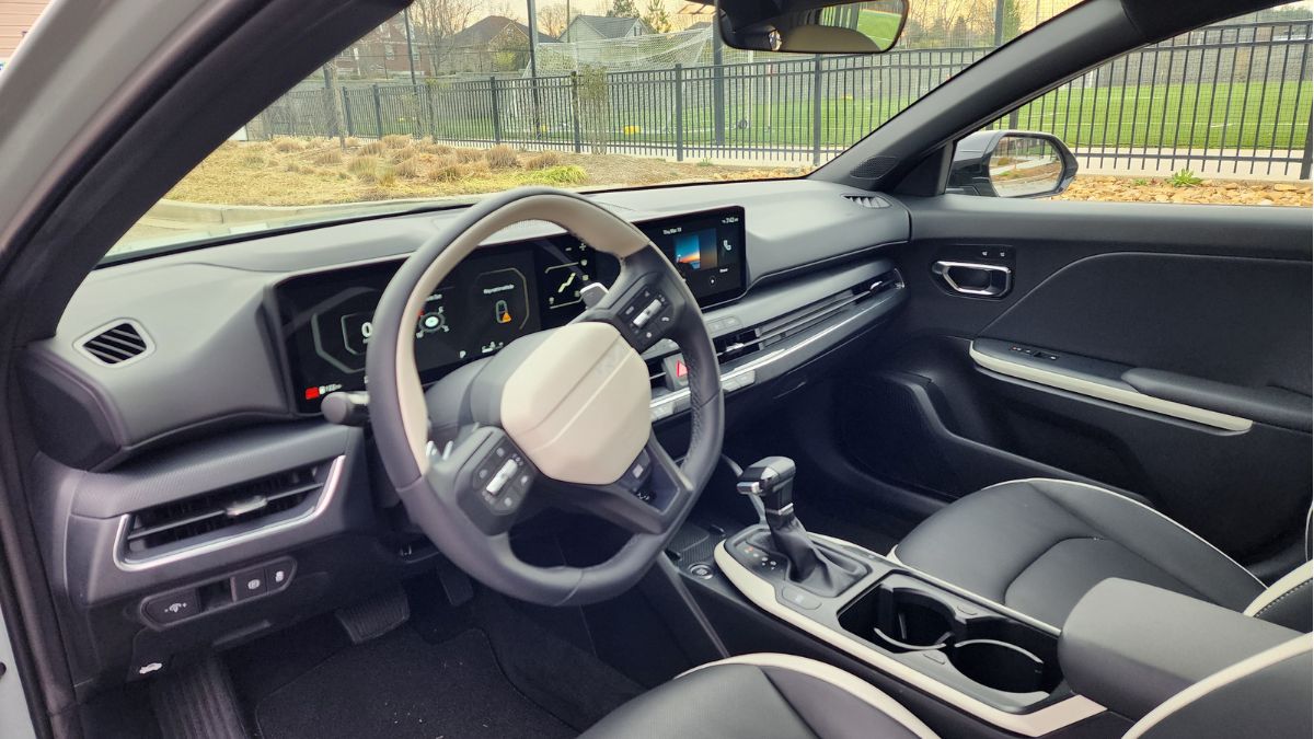 The 2025 Kia K4 Is The Kind of Car That Used To Be The Bread-and-Butter ...