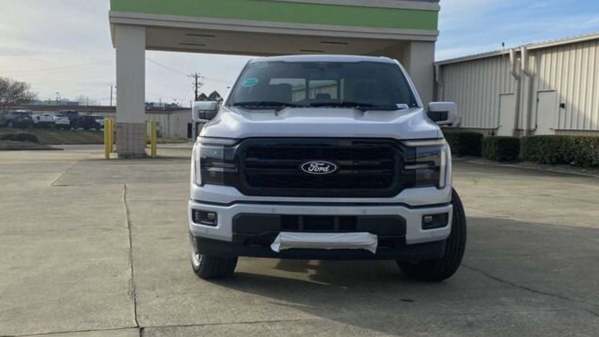 2025 Ford F-150 Lariat 3.5L Owner Says, “I Only Have 3K Miles On It ...