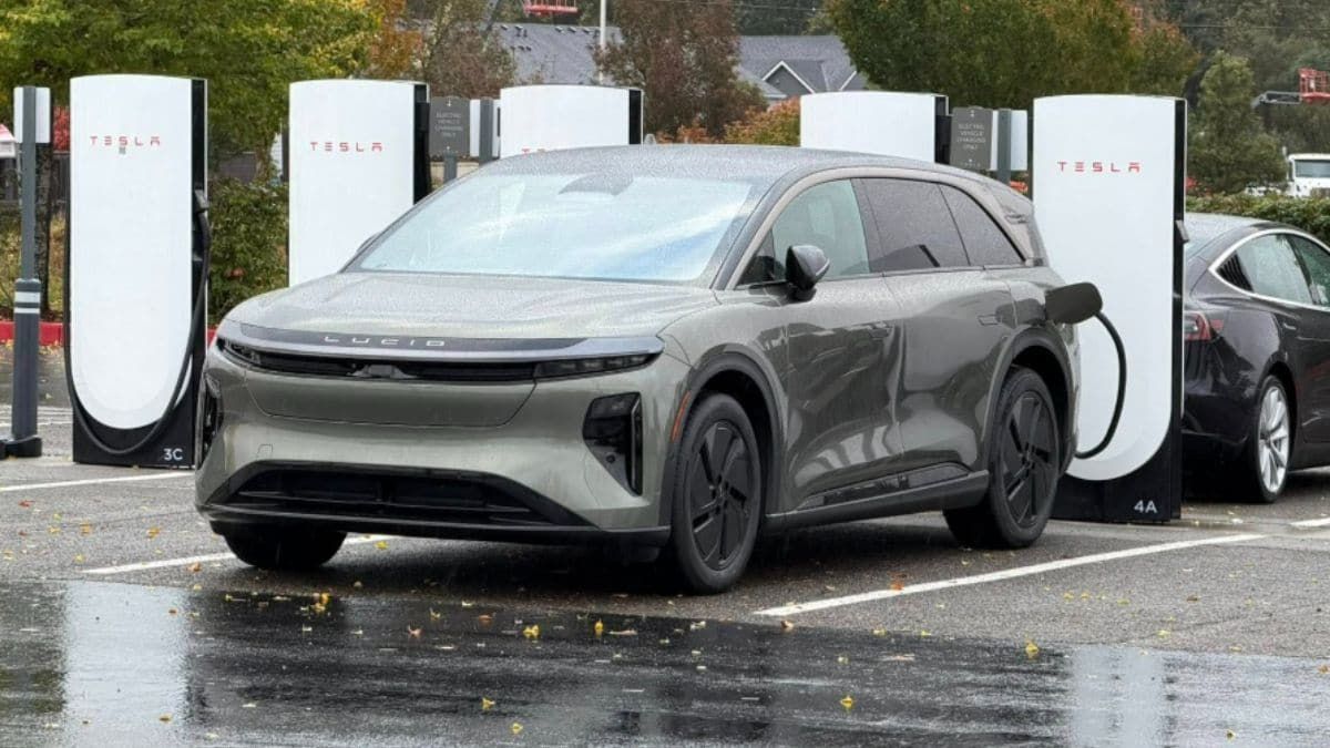 My Lucid Gravity GT Is the Perfect Road Tripping Vehicle, It Charges ...