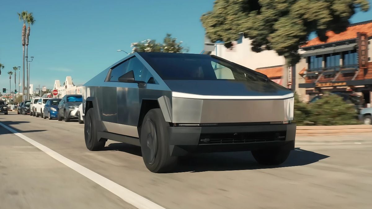 The Sharp Edge on the Tesla Cybertruck Door Slashes Open a Family Dog ...