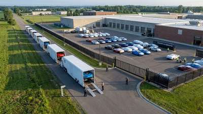 Why General Motors Is Quietly Diverting 2026 C8 Corvettes To Michigan ...