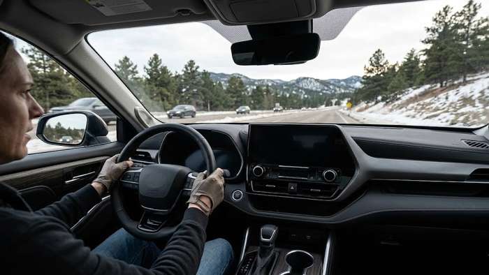 The Highlander Blackout: 2026 Hybrid Startup Bugs Leave Owners with ...