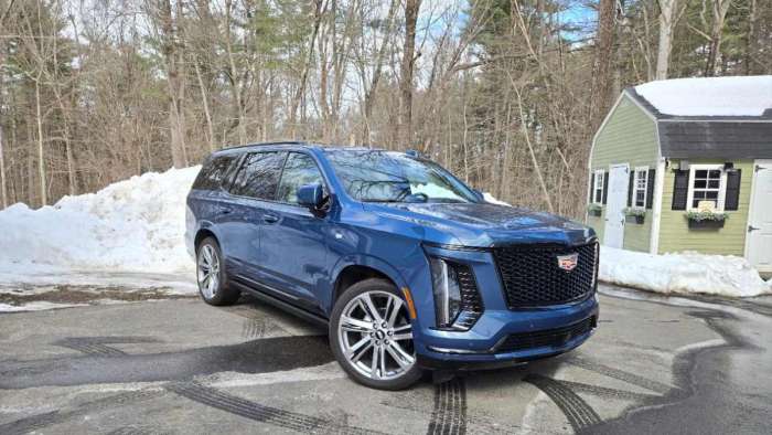 5 Reasons the 2026 Cadillac Escalade Platinum Sport 4WD 600 Is the Full ...