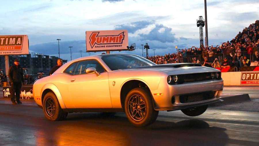 Why Fans Are Convinced that Dodge is Bringing Back the Challenger