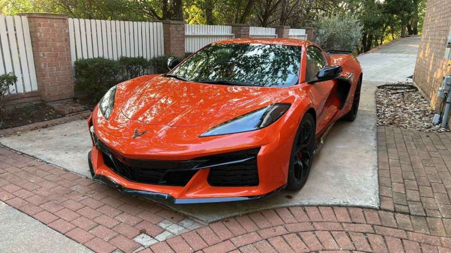I Picked Up My 2026 Corvette Z06 With The New Interior And Found ...