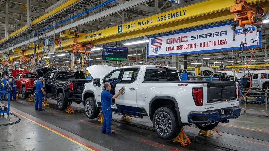 GM's Quietest Change To The 2027 Silverado And Sierra Could End Up ...