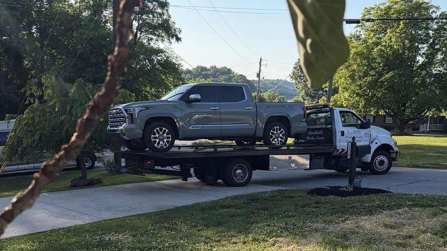 2024 Toyota Tundra Suffers Engine Failure at 30,000 Miles, and Owner ...