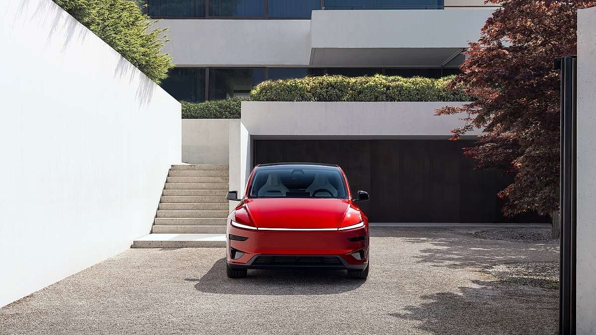 One Household Owns Both 2026 Tesla Model Y Trims, and the Verdict Is ...