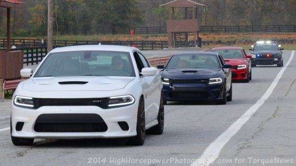 707hp Dodge Charger Hellcat Rated at 22mpg, 392 Hits 25mpg | Torque News