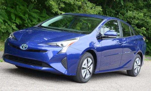 2016 Toyota Prius Two Eco Beats EVs in cost per mile in Michigan ...