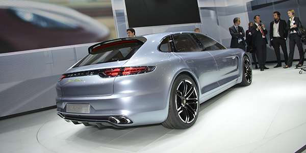 Next-Generation Porsche Panamera To Get A New Body Style and It's ...