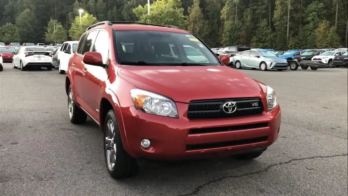 Why Toyota Should Bring Back the RAV4 V6 Engine | Torque News