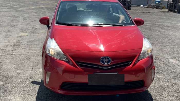 How To Repower A Toyota Prius V With A Lithium Hybrid Battery | Torque News