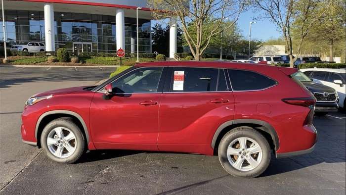 Ruby Flare Pearl Toyota Highlander