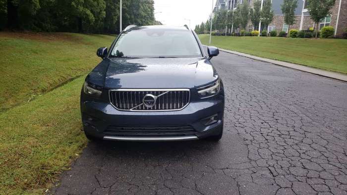 2020 Volvo XC40 Inscription: Award-Winning Technology and a Cool ...