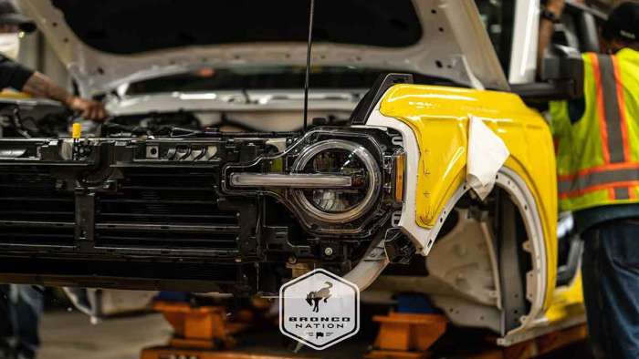First Look At Pre-production 2021 Ford Broncos Manufactured At Michigan ...