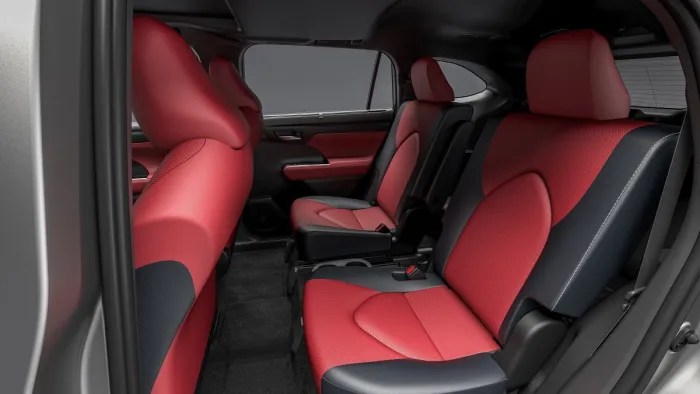 Seeing Red: First Pictures of Dramatic 2021 Toyota Highlander XSE ...