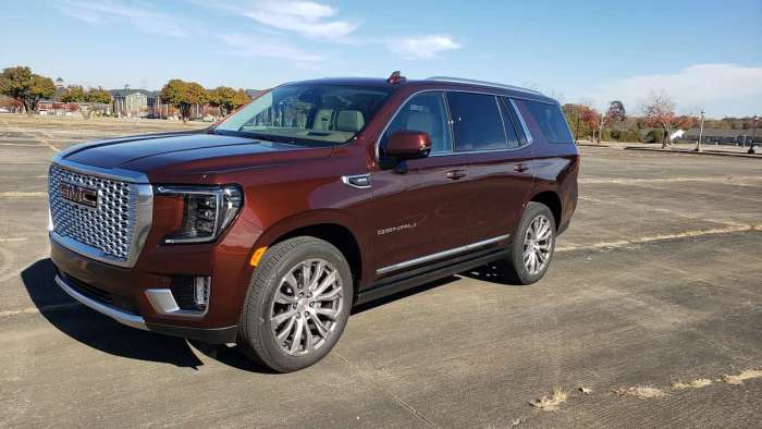 2022 GMC Yukon 4WD Denali Receives a Google Element In The Interior ...