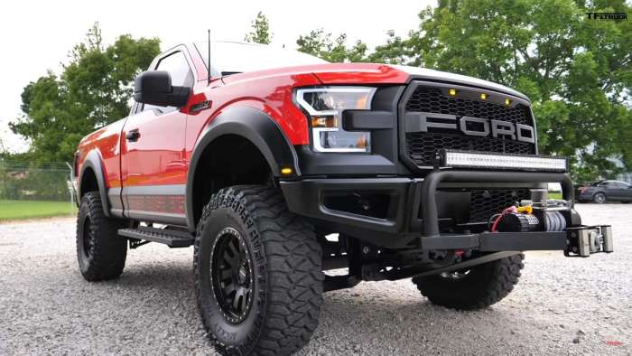 Man Lives The Dream and Builds A 2-Door, Short-Bed Ford F150 Raptor ...