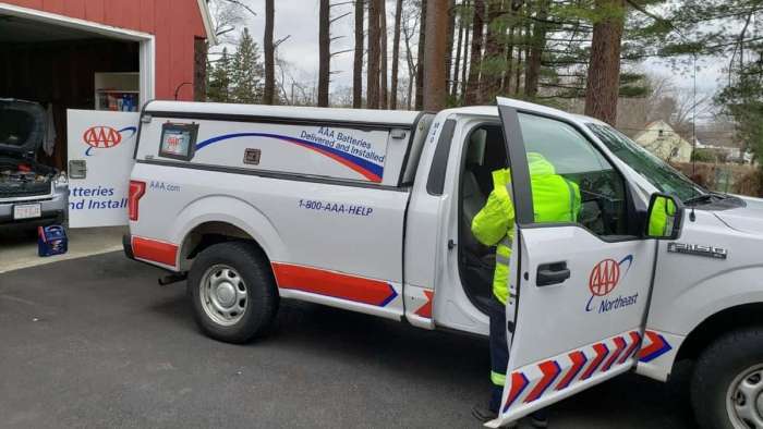 Need A Tow? New Changes Drivers Who Rely On AAA and Other Roadside ...