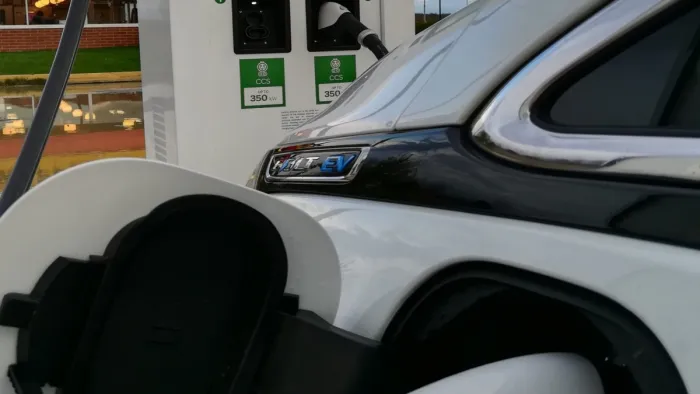 2020 Chevy Bolt EV Fast Charging Still Tops Out Around 55kW | Torque News