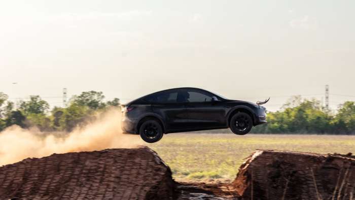 Tesla Has Begun Delivering Model Y Long Range With 2170 Cells & Updated ...