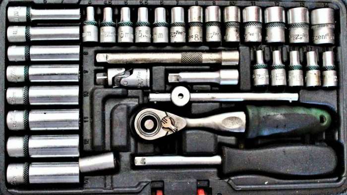 Mechanic Responds to Harbor Freight Tool Shaming | Torque News