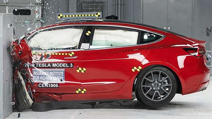 Tesla Crash Test Footage Shows 3 Things, Which Make Tesla a Safe Car ...