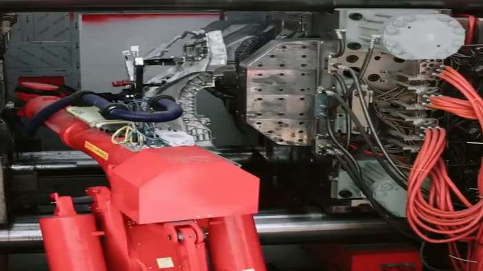 Tesla’s Enormous Die Casting Machine Is Like 3D Printing | Torque News