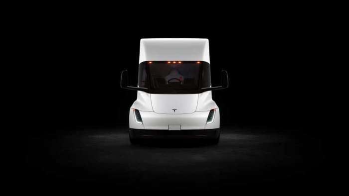 The Most Unbiased Tesla Semi Breakdown From an Engineer | Torque News