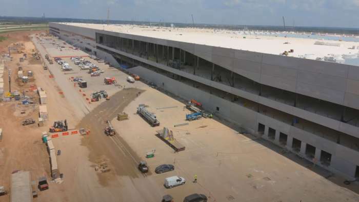 Tesla Austin Texas - Stunning Giga Factory Aerial Footage | Torque News